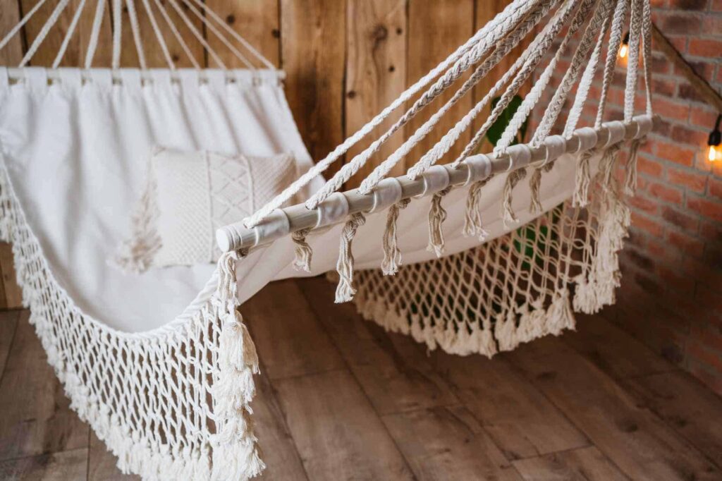 Hamak Boho | Biały Hamak Pleciony z Frędzlami z Makramy | BALI BALI